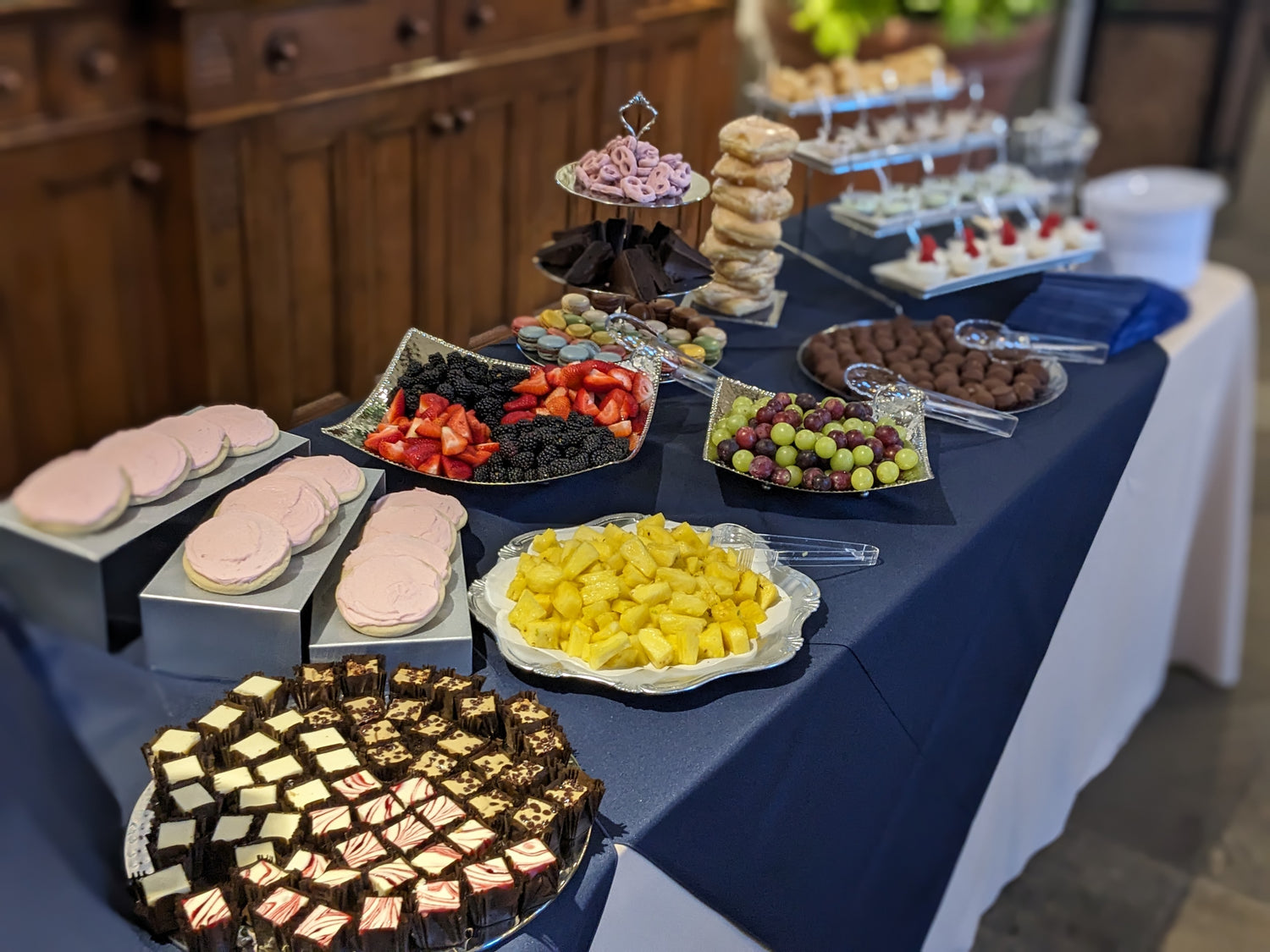 Dessert Buffet, Dessert Catering, Catering, cookies, brownies, soda bar ...